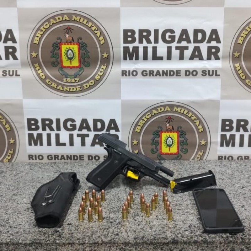 Brigada Militar Prende Homens Por Porte Ilegal De Arma De Fogo E
